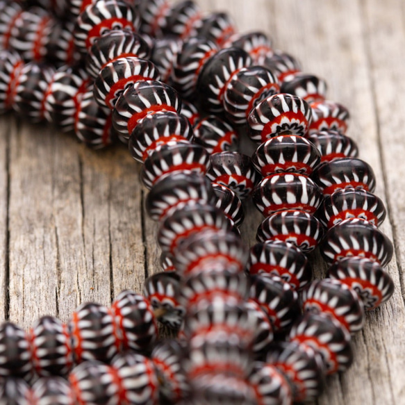 ＊Chevron button type beads ビーズ up to you! 通販｜Creema(クリーマ) 9988694