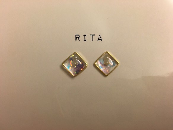 パールシェルピアス ピアス（スタッド・一粒） atelier Nico 通販 1515905｜Creema(クリーマ)