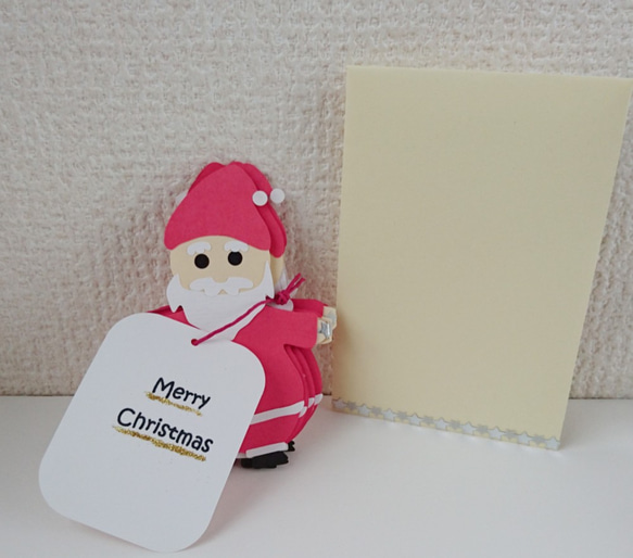 6人のサンタさんのクリスマスカード メッセージカード ペーパー雑貨屋びっけ 通販 6504072｜Creema(クリーマ)