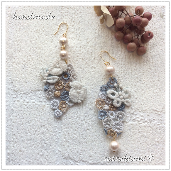 399☆ミナペルホネン☆skyful☆flower cake☆レース☆ハンドメイド☆ピアス☆イヤリング イヤリング・ノンホールピアス さつき ...