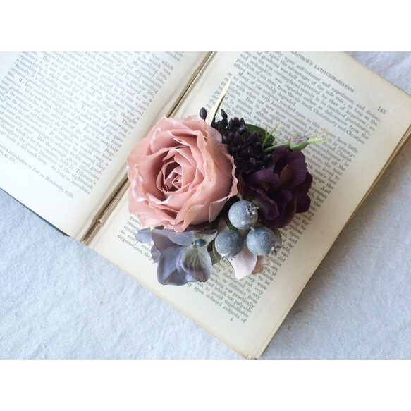 エクリュローズのコサージュ/ヘアアクセサリー 入園 入学 卒業 ウェディング コサージュ La_chou_chou 通販 1840366 ...