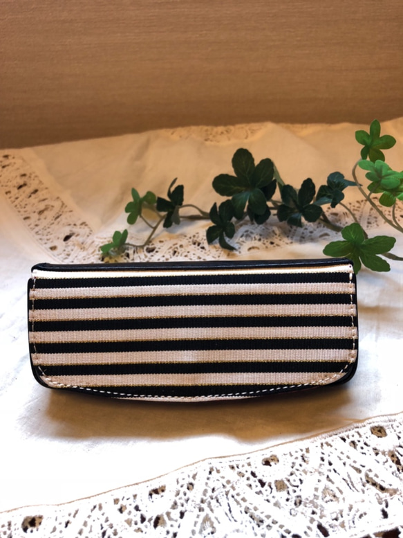 つづれ織り×馬革メガネケース ボーダー・黒 メガネケース IMA 通販 5622305｜Creema(クリーマ)