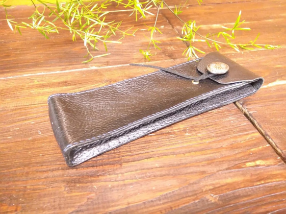 レザー ペンケース 一点もの ペンケース 西あまね革製品店 通販 8929342｜Creema(クリーマ)