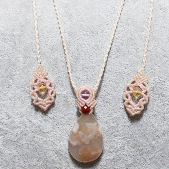 チェリーブラッサムアゲート（桜瑪瑙）のペンダント 【マクラメ macramé】 ネックレス・ペンダント 細工屋 通販 12687231 ...