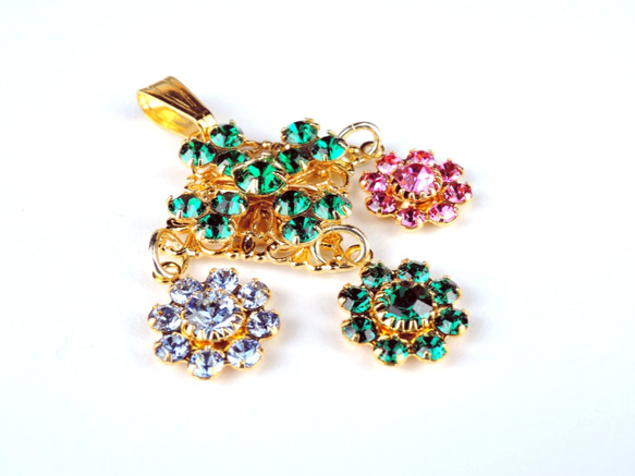 ヴィンテージスワロフスキー、華やかな煌めきを放つペンダントトップ：PVNDA030050 ペンダントトップ サンスパングル 通販 ...