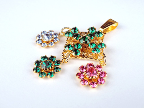 ヴィンテージスワロフスキー、華やかな煌めきを放つペンダントトップ：PVNDA030050 ペンダントトップ サンスパングル 通販 ...