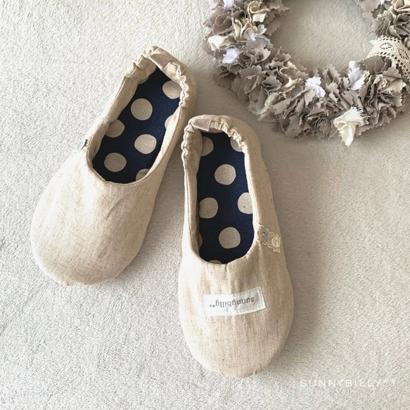 【受注制作】バブーシュ 生成×紺ﾍﾞｰｽ生成水玉 スリッパ・ルームシューズ sunnybilly** 通販｜Creema(クリーマ)