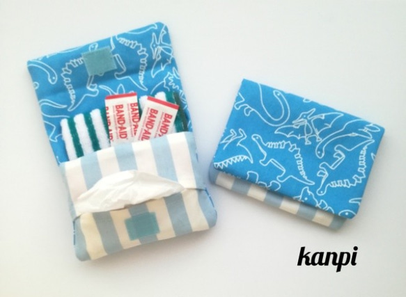 恐竜水色 移動ポケット 雑貨・その他 かんぴ 通販 8100947｜Creema(クリーマ)