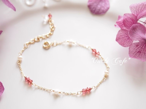 ちいさな実り～ブレスレット・ガーネット～ ブレスレット *Ouchi Cafe* 通販｜Creema(クリーマ) 5181822