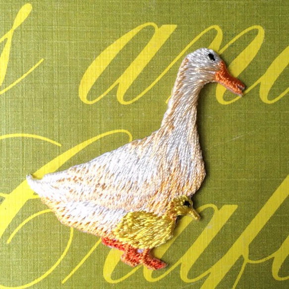 アップリケワッペン -アヒルの親子 298 ワッペン・アップリケ totalitat 通販 1879588｜Creema(クリーマ)