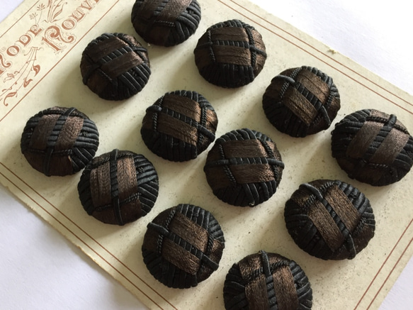 ☆フランス☆アンティーク☆ブラックシルクボタン ボタン maison_lapin 通販 12598952｜Creema(クリーマ)