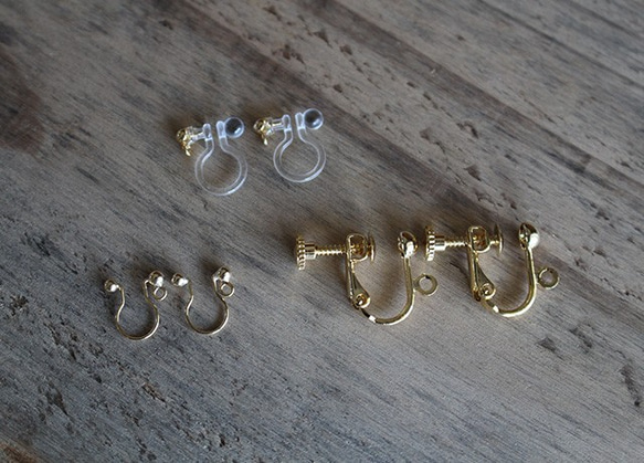 【メンテナンス】真鍮・樹脂イヤリングパーツ交換 イヤリング・ノンホールピアス ESSENCE 通販 5672835｜Creema(クリーマ)