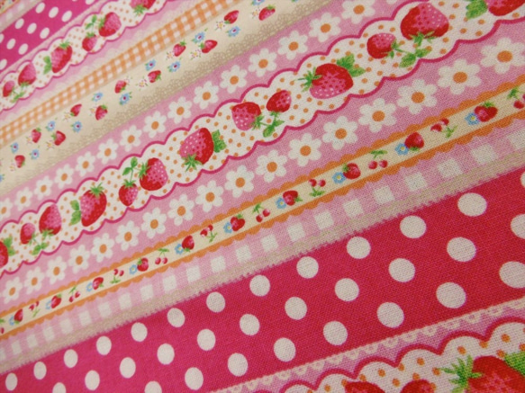 ストロベリーコットン ～あまぁーーい！！～ 生地 手づくり創庫 アイリー 通販 2962953｜Creema(クリーマ)