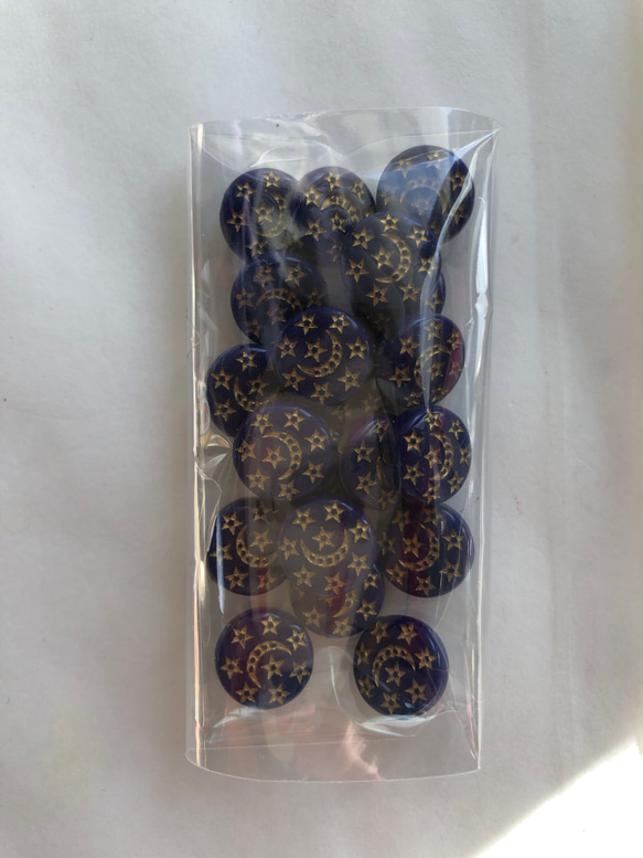 送料無料 ︎月と星のビーズ20個 ビーズ まよねーず工房 通販 11030002｜Creema(クリーマ)