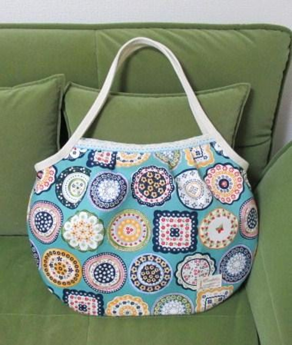 北欧調お皿柄・グラニーバック グラニーバッグ スマイルsan 通販｜Creema(クリーマ) 1656116