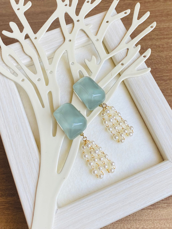 送料無料♪ミントグリーンと小ぶりパールのイヤリング イヤリング・ノンホールピアス yuzsei 通販 11602140｜Creema(クリーマ)
