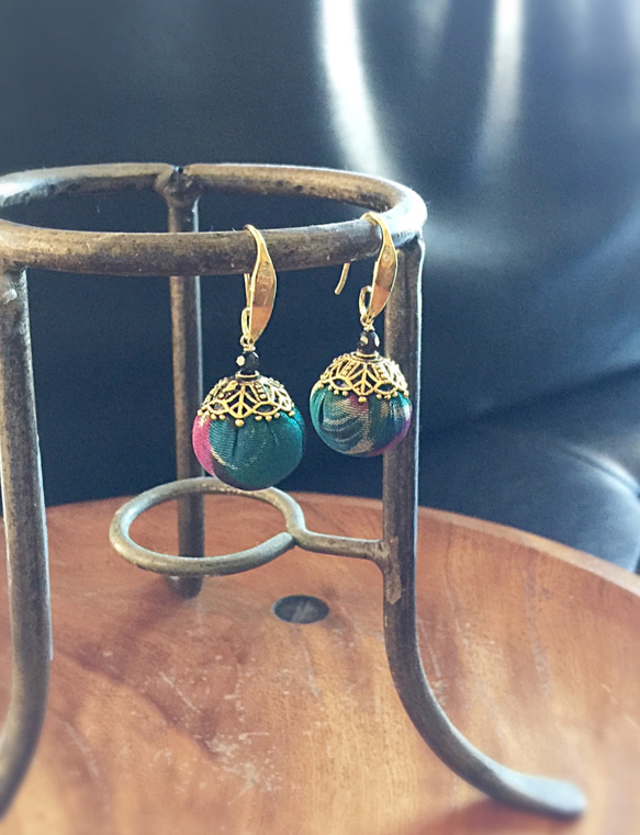 銘仙着物玉ピアス ピアス（フック・チェーン） 428DLab 通販｜Creema(クリーマ) 3406230