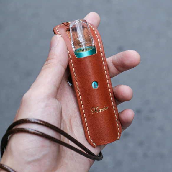 【電子タバコケース】RELX/sp2 ハンギングネック イタリアンベジタブルタンニンなめしレザー、カスタム刻印入り その他インテリア雑貨 ...