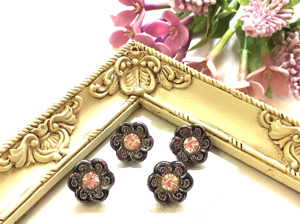 ドイツ ヴィンテージガラスボタン 4個 セット 1960年 ボタン mandtaniko 通販 3071390｜Creema(クリーマ)