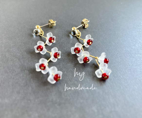 小花 (ピアス/イヤリング/樹脂) イヤリング・ノンホールピアス yh.handmade 通販 11602425｜Creema(クリーマ)