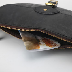 【切線派】大きい 本革 ファスナー立体マチ・ボディバッグ 手染め / 総手縫い ショルダーバッグ TANGENT LINEAR 通販 ...