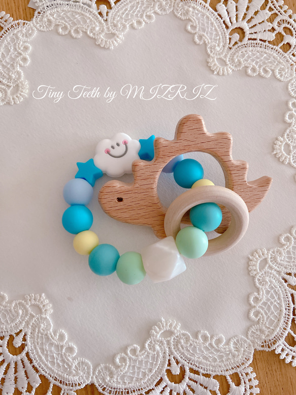 Tinyteeth 歯固め 恐竜 ブルー おもちゃ・人形 MIZRIZ 通販｜Creema(クリーマ) 10671517