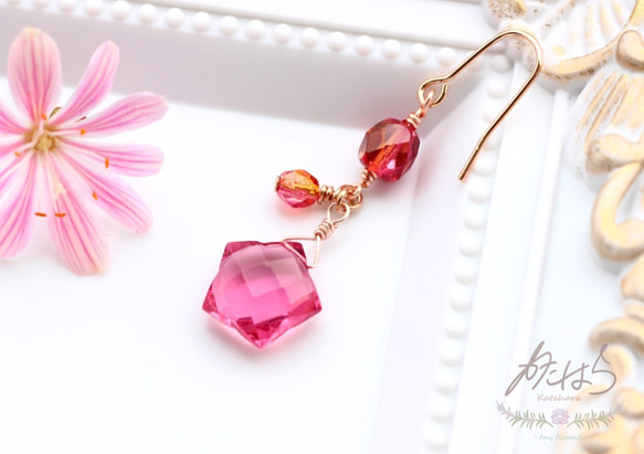 ころんと星型チェコガラスの耳飾り ローズ ピアス（フック・チェーン） 方原＊刺繍屋かたはら Creema支店 通販｜Creema(クリーマ ...