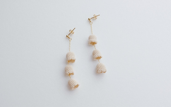 MUGUET ピアス（フック・チェーン） OYASUMI 通販｜Creema(クリーマ)