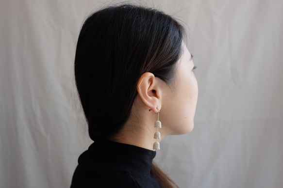 MUGUET ピアス（フック・チェーン） OYASUMI 通販｜Creema(クリーマ)