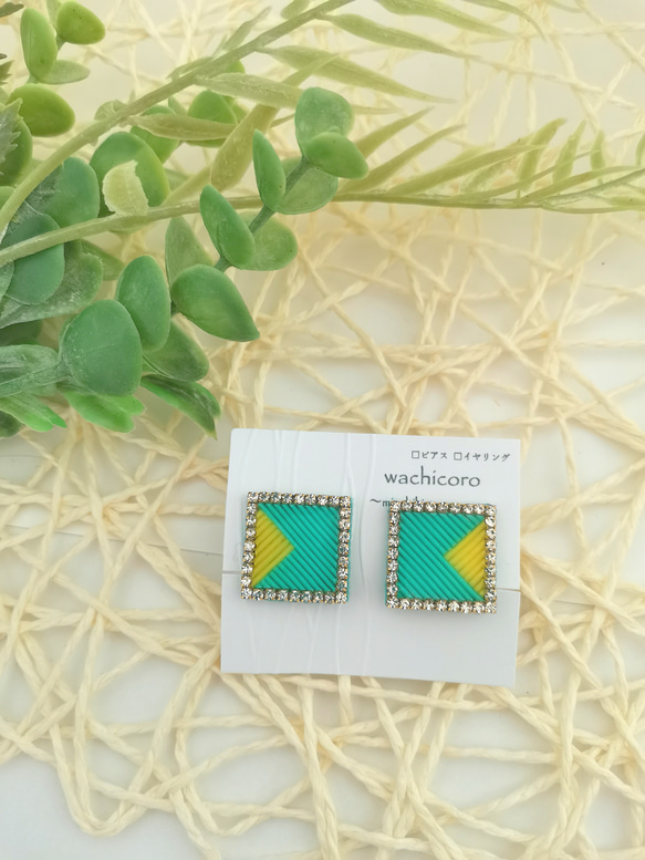 バイカラースクエア水引ピアス ~ターコイズ×イエロー~ サージカルステンレス 18kgp ピアス（スタッド・一粒） wachicoro 通販 ...