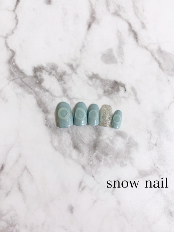 ネイルチップ ジェルネイル くすみブルー ネイルチップ（つけ爪） ただいまお休み中⭐︎luz712 通販｜Creema(クリーマ) 10001306