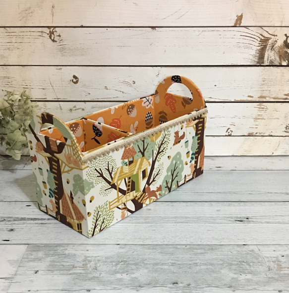 カルトナージュ 秋の森と動物柄の生地で作った収納ケース リモコンラック Atelier PomPom 通販 8078966｜Creema(クリーマ)