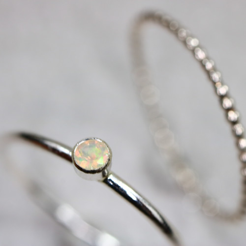 選べる天然石】引っかかりのない覆輪ベゼルリング(3mm石)0.1ct 選べる天然石】引っかかりのない覆輪ベゼルリング(3mm石)0.1ct