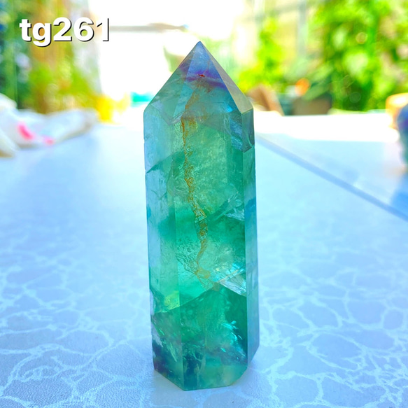 フローライト 74mm ポイント tg261 天然石 pinky 通販 11968266｜Creema(クリーマ)