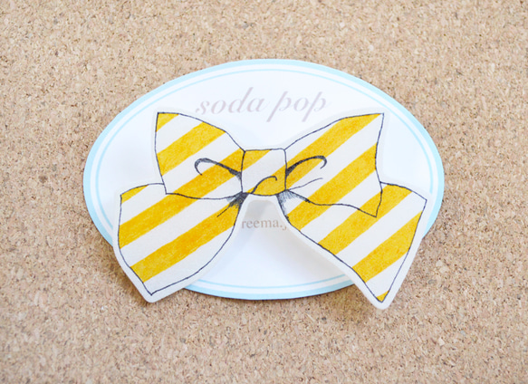 yellow ribbon brooch ブローチ Myrte 通販 367108｜Creema(クリーマ)