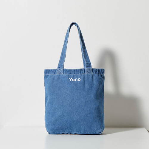 Mサイズ》刺繍の名入りデニムトートバッグ ポケット付き トート Mサイズ》刺繍の名入りデニムトートバッグ ポケット付き トート