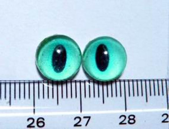 にゃんこのおめめ 半球グラスアイ 猫目 10mm 10573 その他素材 にゃんこのおめめ 通販 6127887｜Creema(クリーマ)