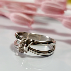 リボン結び♡シルバーリング H131RH 指輪・リング アトリエ HARU 通販 11610286｜Creema(クリーマ)