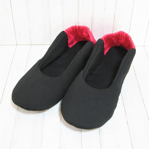 M・黒ルームシューズ×ピンク(1-M10) スリッパ・ルームシューズ fabricmam shoes 通販｜Creema(クリーマ) 12709178
