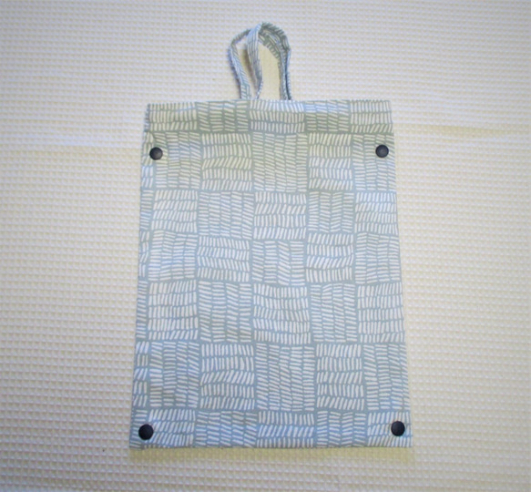 超便利【持って行く時はスリッパケース、学校では靴袋になるケース】北欧柄グレー 紺スナップ シューズ小物 petit-d 通販｜Creema(クリーマ)