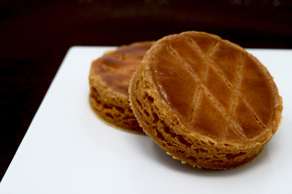 ラム酒が決め手！ガレットブルトンヌ【2袋】 焼き菓子 ベンデル洋菓子店 通販 7041321｜Creema(クリーマ)