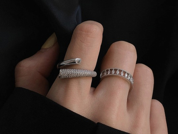 7☆即日発送☆2個セット 指輪☆キラキラ シルバー 韓国 ペアリング 指輪・リング Bello(ベッロ) 通販 11202145｜Creema ...