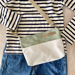 帆布サコッシュ/ミニショルダー(セージグリーン×アイボリー) サコッシュ SO SUKE 通販 12645390｜Creema(クリーマ)