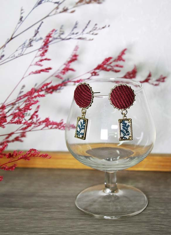 【イヤリング】気質ピアス - コーデュロイピアス ピアス（フック・チェーン） 欣寶娜工作室SinBaonaStudio 通販｜Creema ...