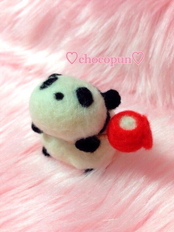 【夏季限定】りんご飴もぐもぐふわぱん♡羊毛フェルトのふわふわパンダとりんご飴☆ 羊毛フェルト chocopun 通販 1196502 ...