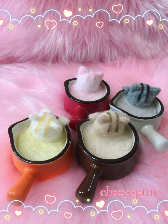 ラテアートなカップのふちにゃん☆ももトラinいちごラテ♡羊毛フェルトのふわふわにゃんこ☆ 『キャラクター祭2019』 ぬいぐるみ ...