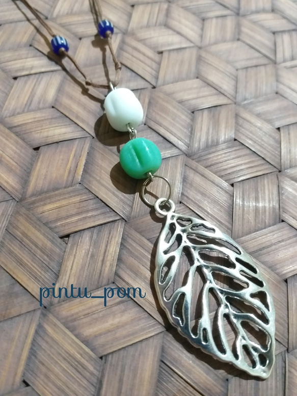 バリ島よりお届けします リーフ ネックレス ジャワビーズ ビーズネックレス エスニック ボヘミアン アジア ネックレス・ペンダント pintu ...