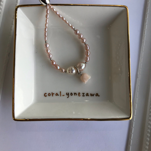 可愛いワンポイント ︎キュートなストラップ・淡水パール&coral その他アクセサリー coshiyo yonezawa 通販 6704005 ...