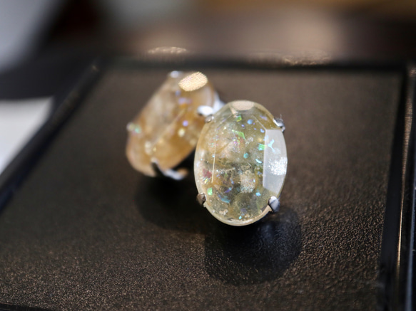 和紙の宝石(ナチュラル) ピアス（スタッド・一粒） Rie 通販 11783690｜Creema(クリーマ)