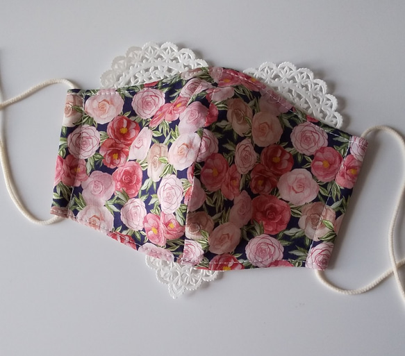 リバティプリントの大人用立体マスク CGK その他ファッション雑貨 ノーム 通販 9076190｜Creema(クリーマ)